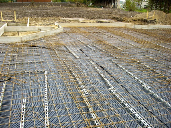 Bautagebuch: Bodenplatte wird hergestellt - Baubetreuung in Berlin und ...